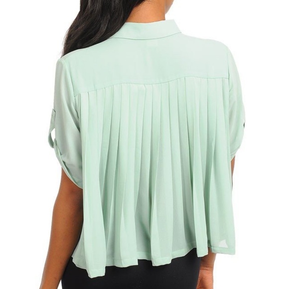 Tops | Pleat Back Rolltab Cropped Button Up Blouse | Poshmark